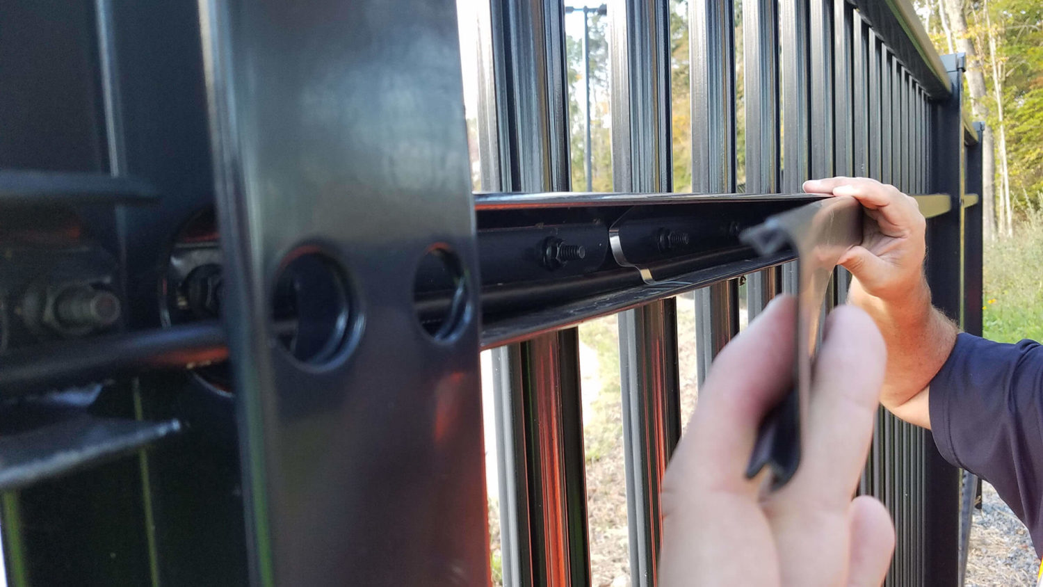 Enhancing Ameristar Fences with Senstar Fence Sensors - Senstar